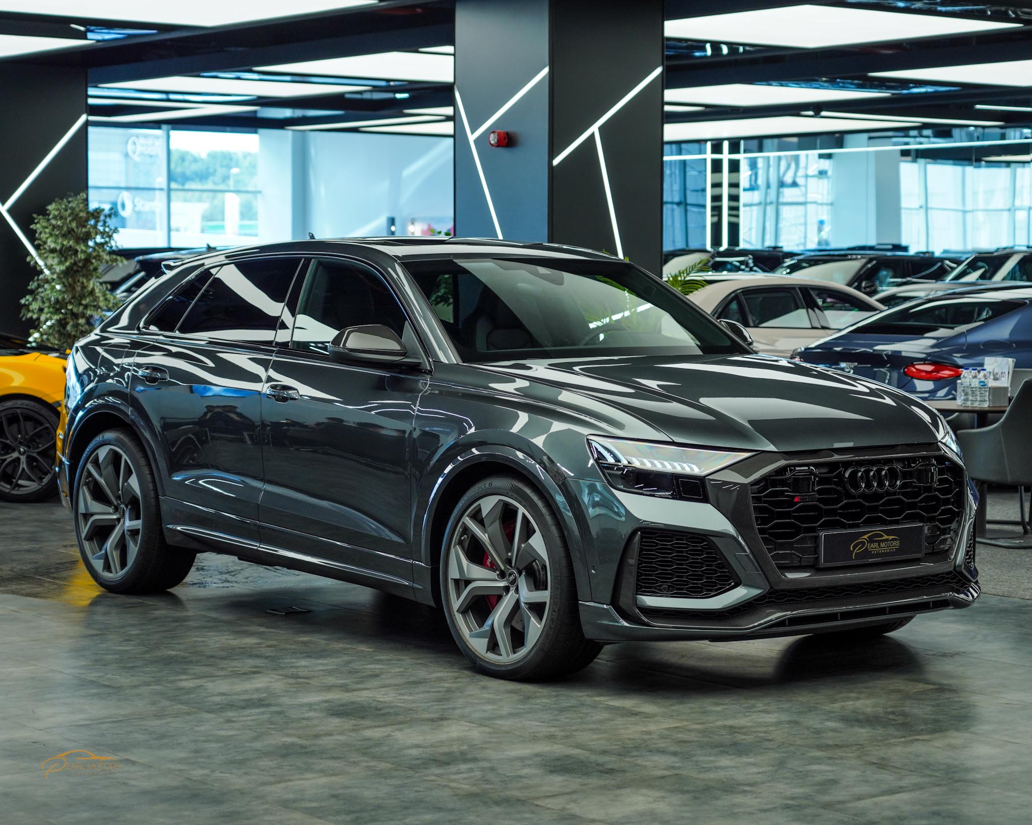 2022 Audi RS Q8 - Pearl Motors Luxury Automobiles Trading LLC