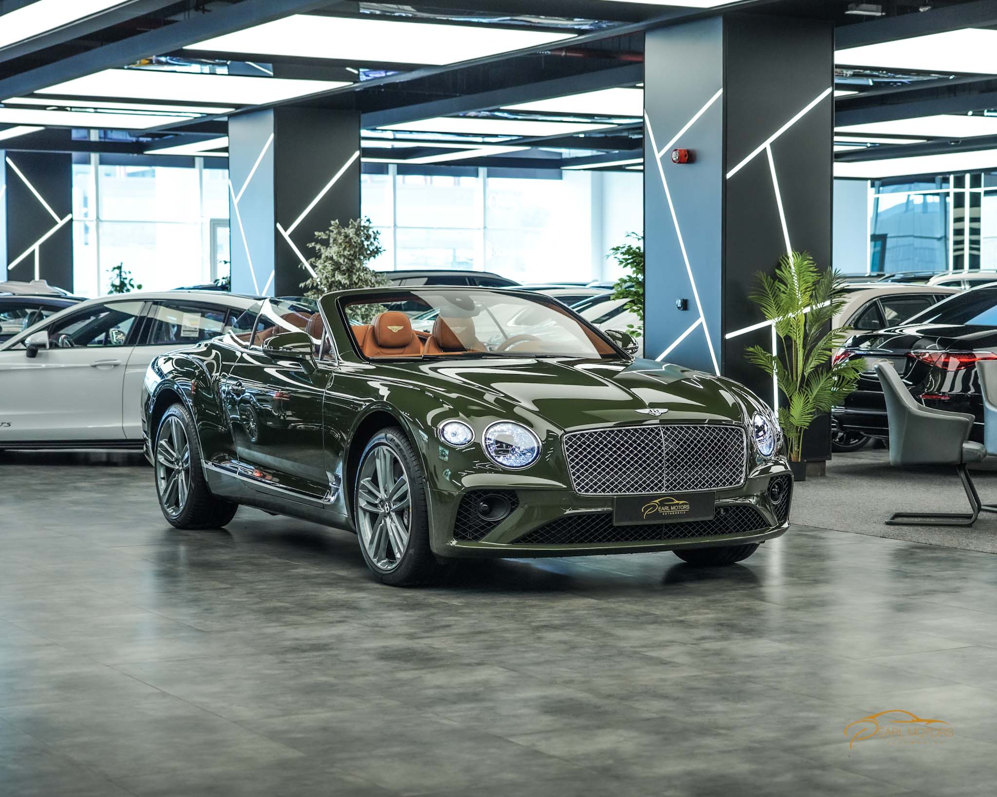 2023 Bentley Continental GTC - Pearl Motors Luxury Automobiles Trading LLC